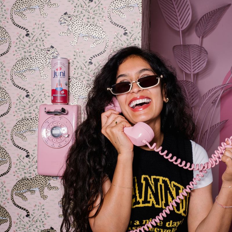 Juni Sparkling Adaptogenic Tea - Raspberry – Drink Juni